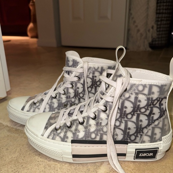 Dior | Shoes | B23 League Hightop Sneakerwhite And Black Dior Oblique ...